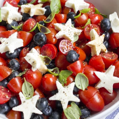 Blueberry Cherry Tomato Caprese Salad • Freutcake
