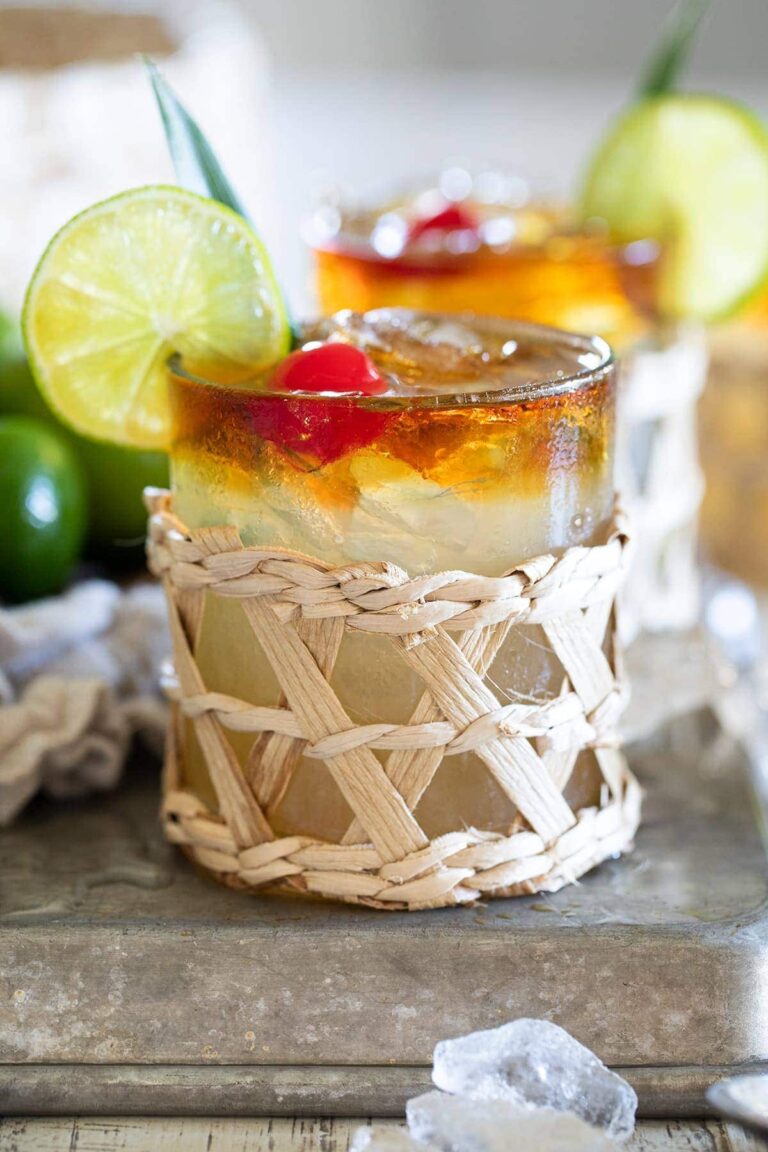 The Classic Mai Tai Cocktail Recipe • Freutcake