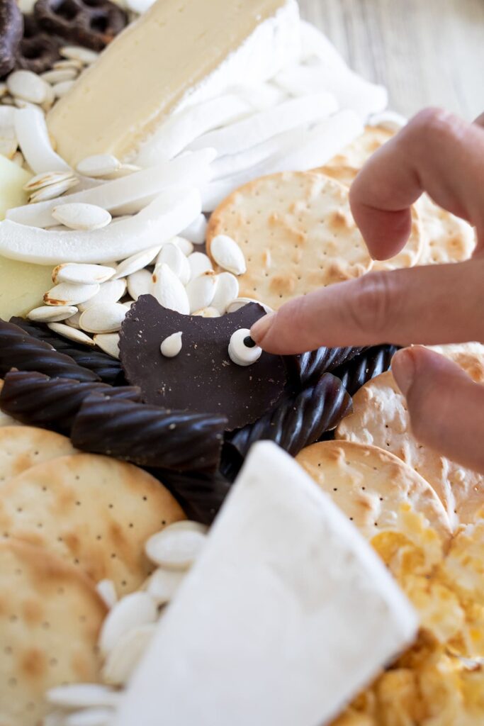 Halloween Bat Snack Board • Freutcake