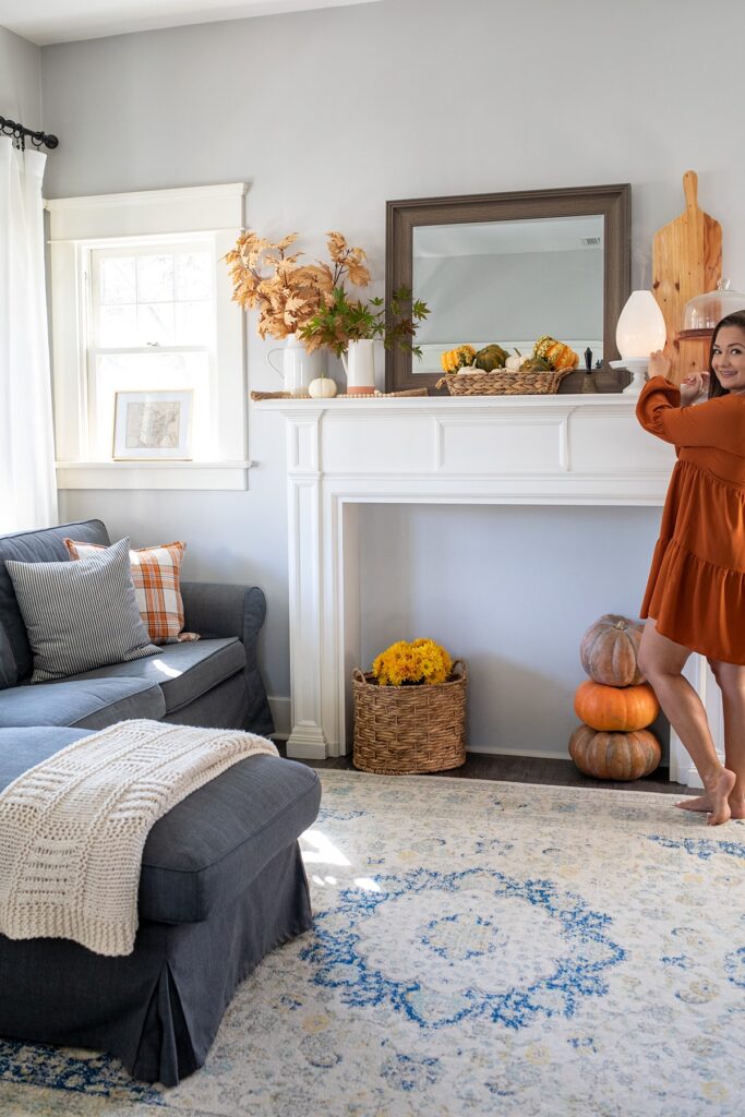 Simple Fall Living Room Decor • Freutcake