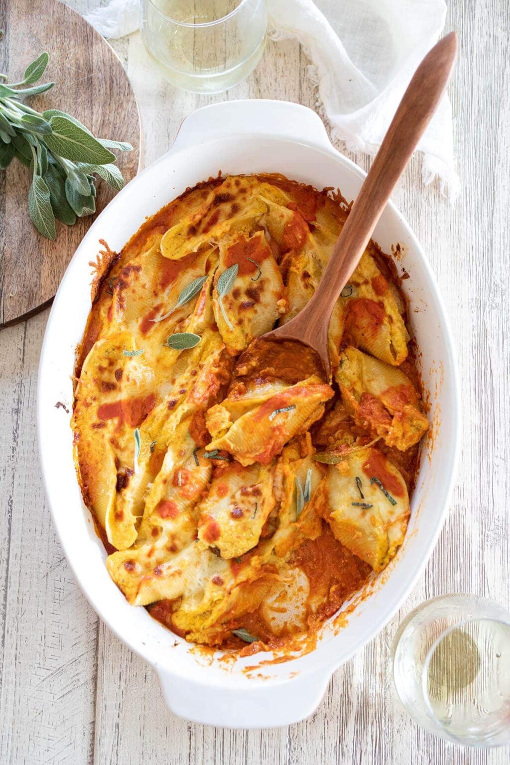 Creamy Pumpkin Ricotta Stuffed Shells • Freutcake