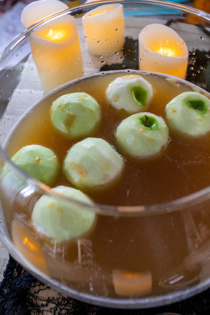 Poison Apple Halloween Punch • Freutcake
