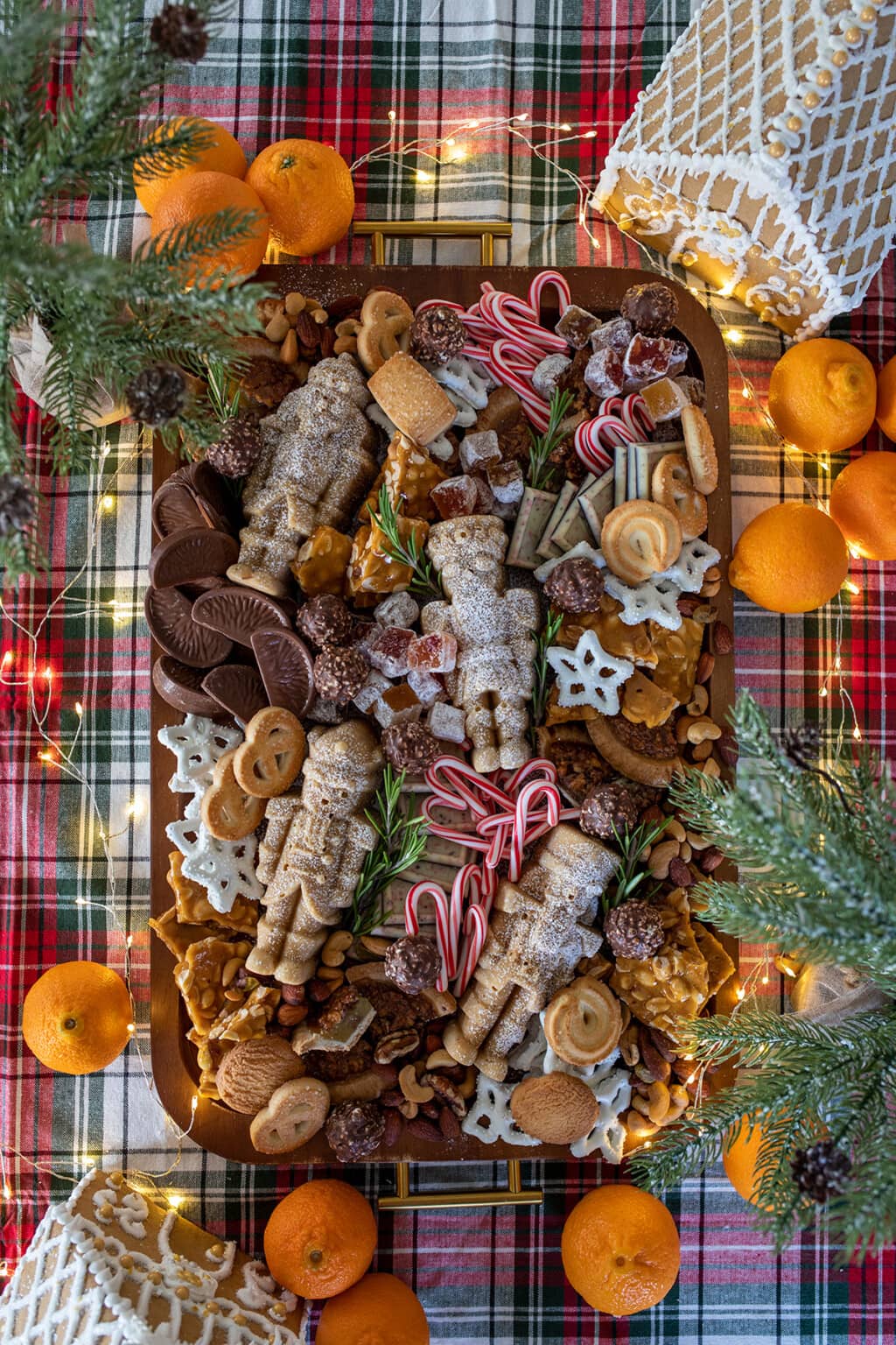 Nutcracker Dessert Board • Freutcake