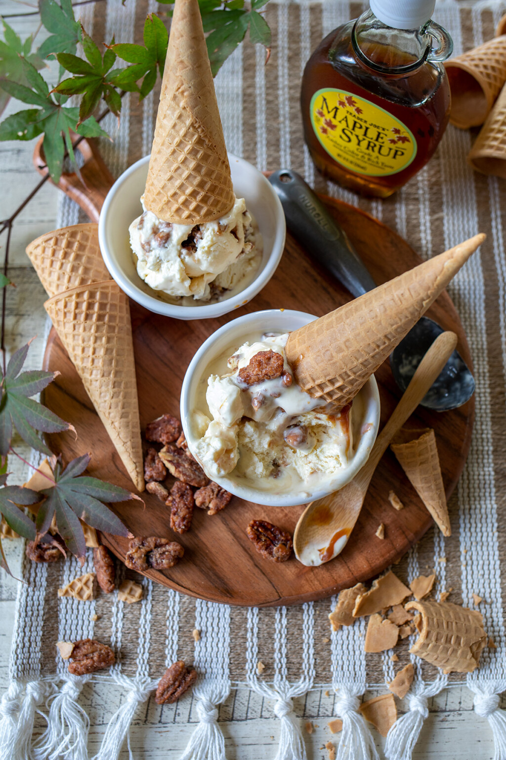 No Churn Maple Pecan Praline Ice Cream • Freutcake