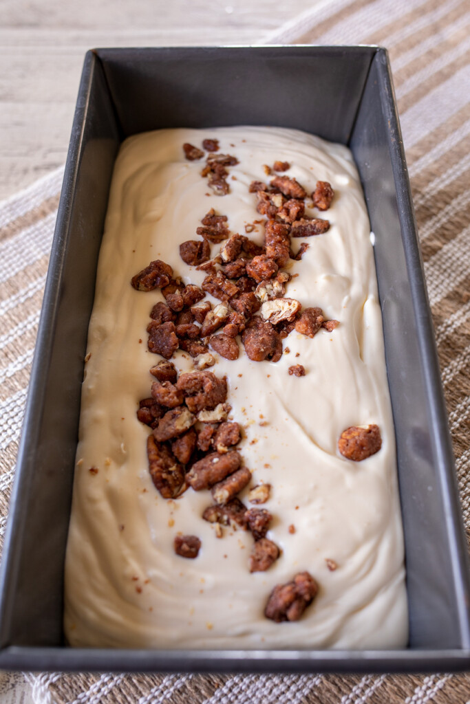 No Churn Maple Pecan Praline Ice Cream • Freutcake