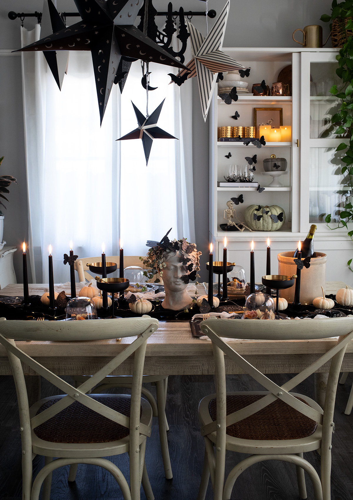 A Mystical Halloween Table • Freutcake