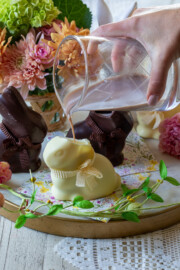 Chocolate Bunny Martini Easter Cocktail • Freutcake